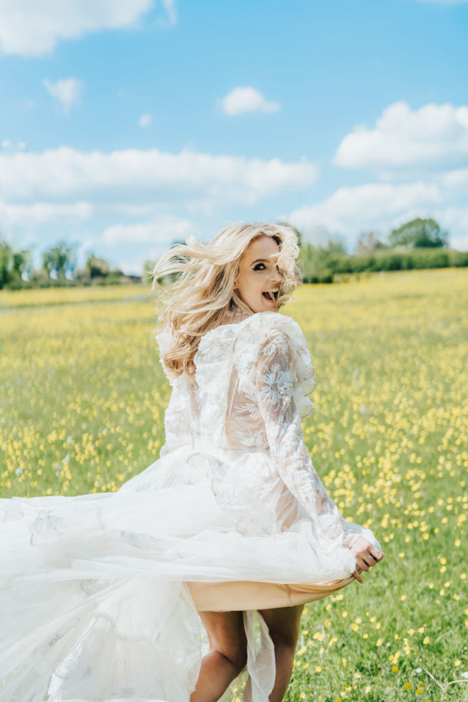 How To Prepare For A Boiling Hot Summer Wedding Day